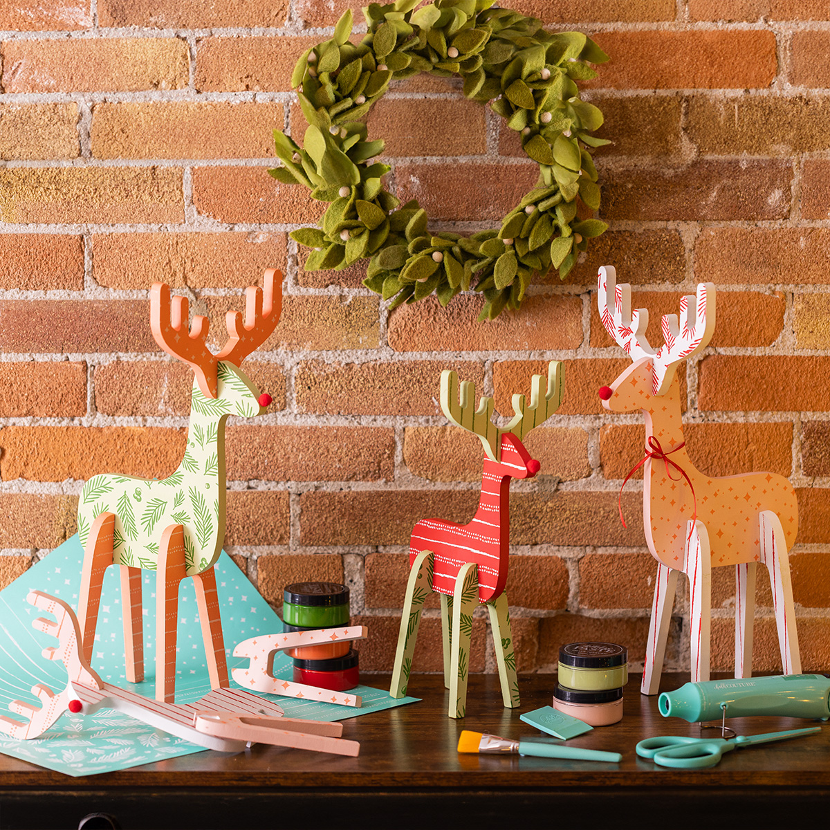 Chalk Couture. Dimensional Reindeer (9¾" x 18") | Chalk Couture