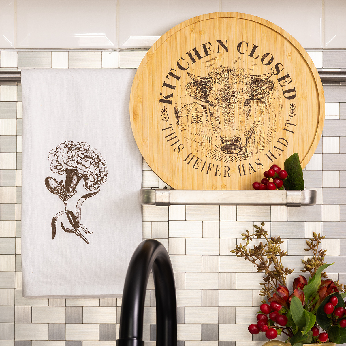Chalk Couture. Kitchen Closed | Home Decor | Chalk Couture